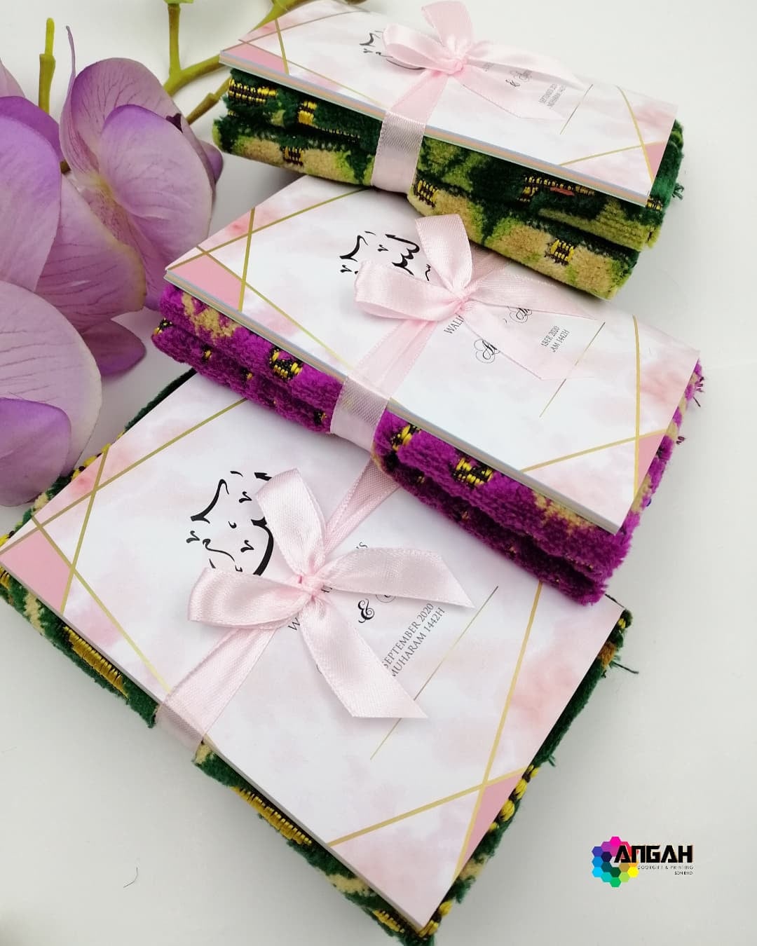 Buku Yasin Custom Cover Pelbagai Pilihan Set Sejadah & Riben | BUKU ...